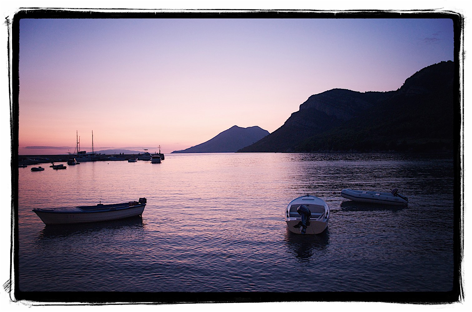 Super Borders for Photos